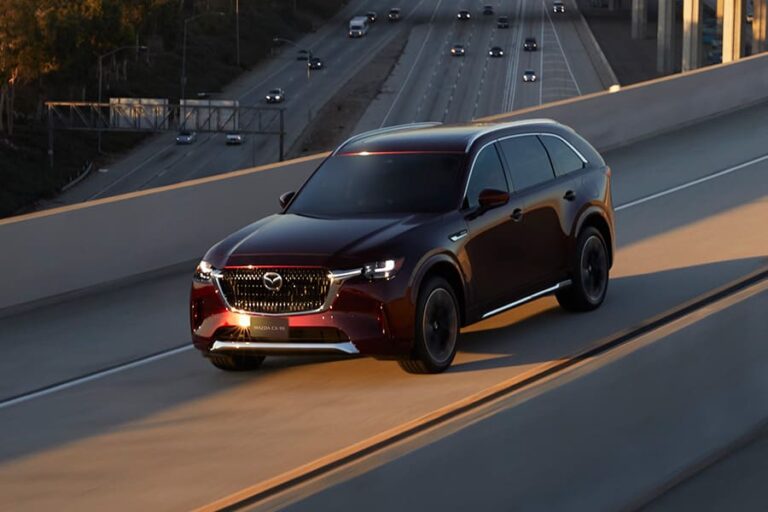 Mazda CX-9: Lujo, Potencia y Tecnología en un SUV Familiar